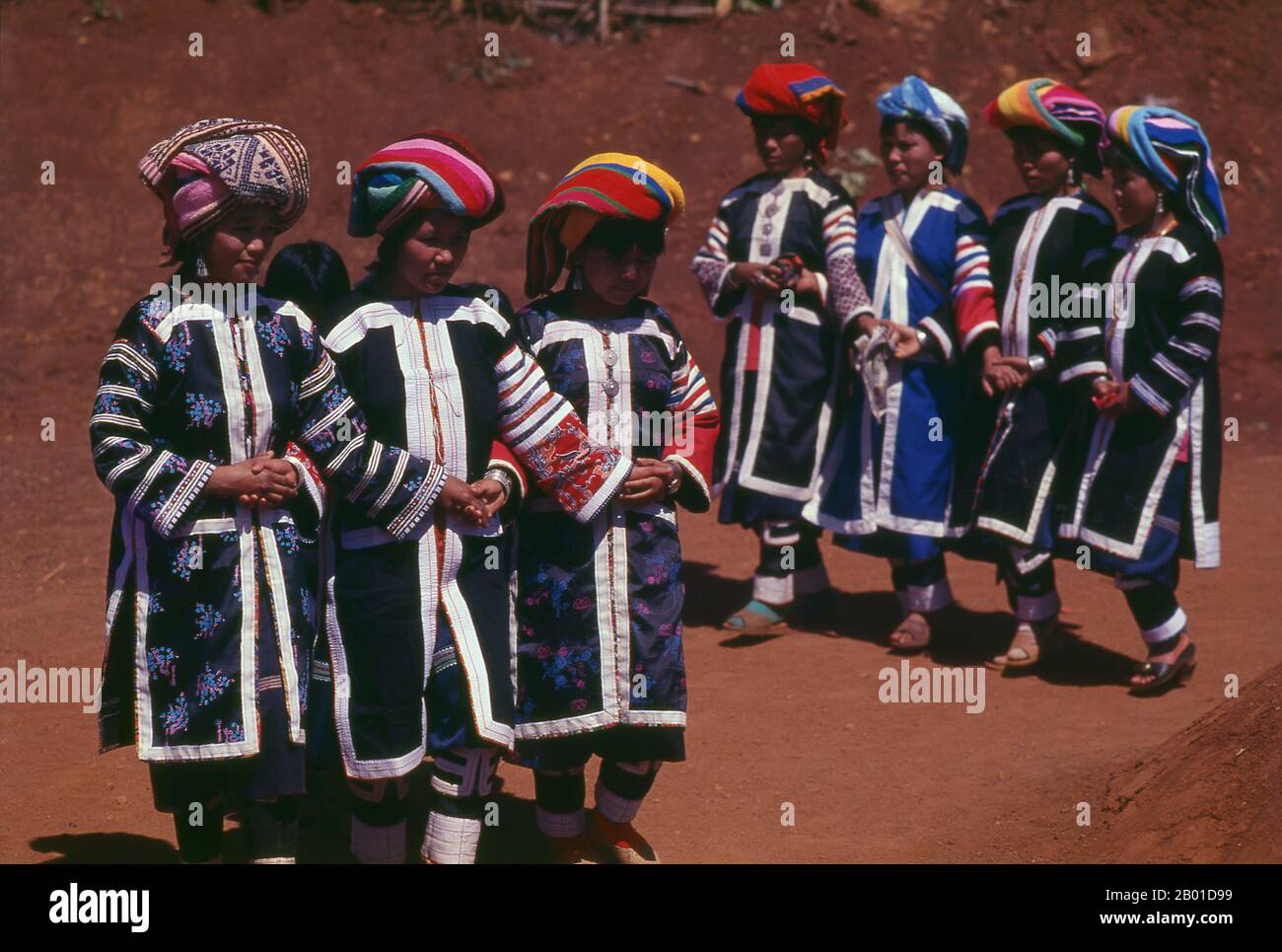 Lahu group dance hi-res stock photography and images - Alamy