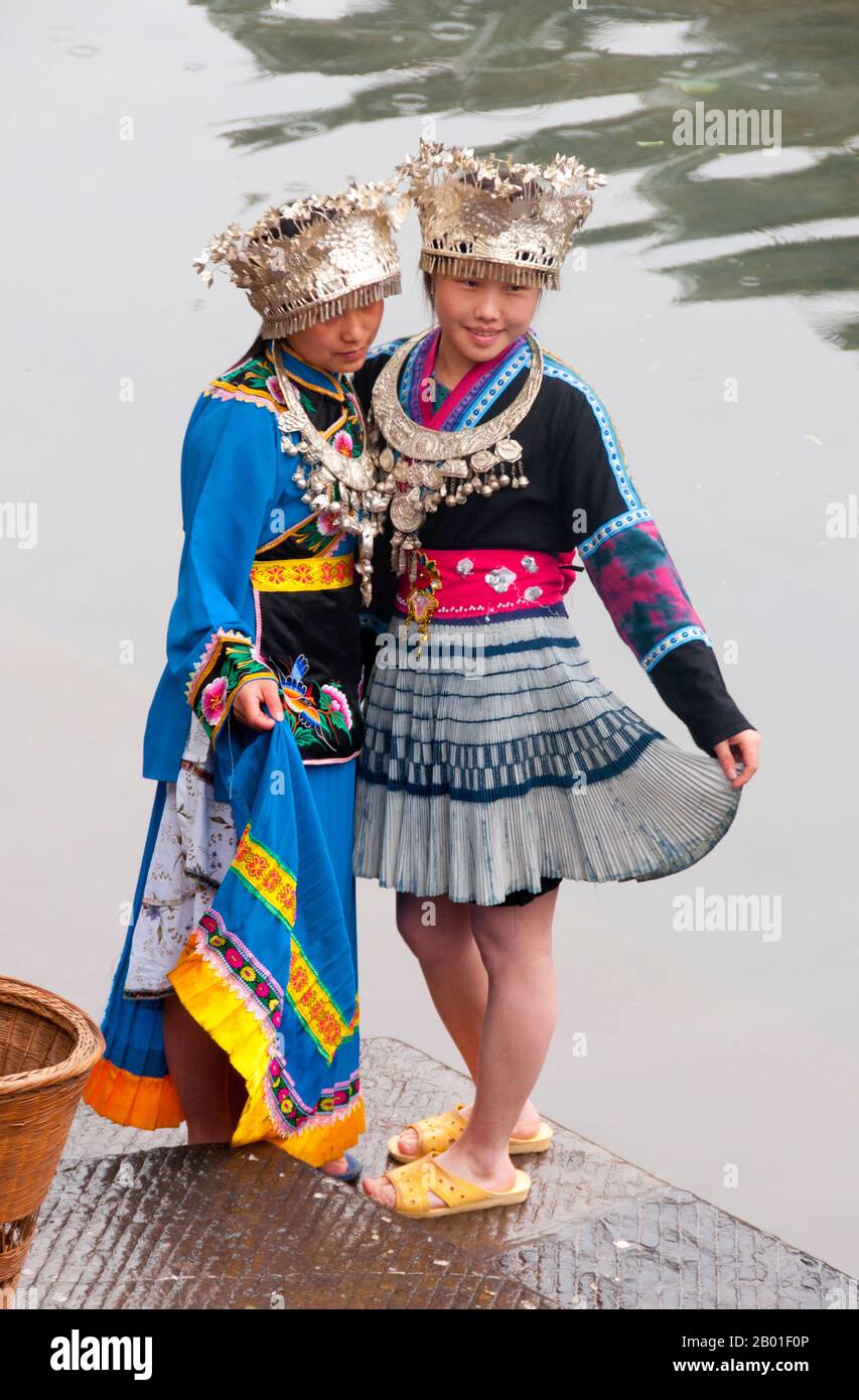China: Han girls dressed in Miao traditional costume, Fenghuang, Hunan ...