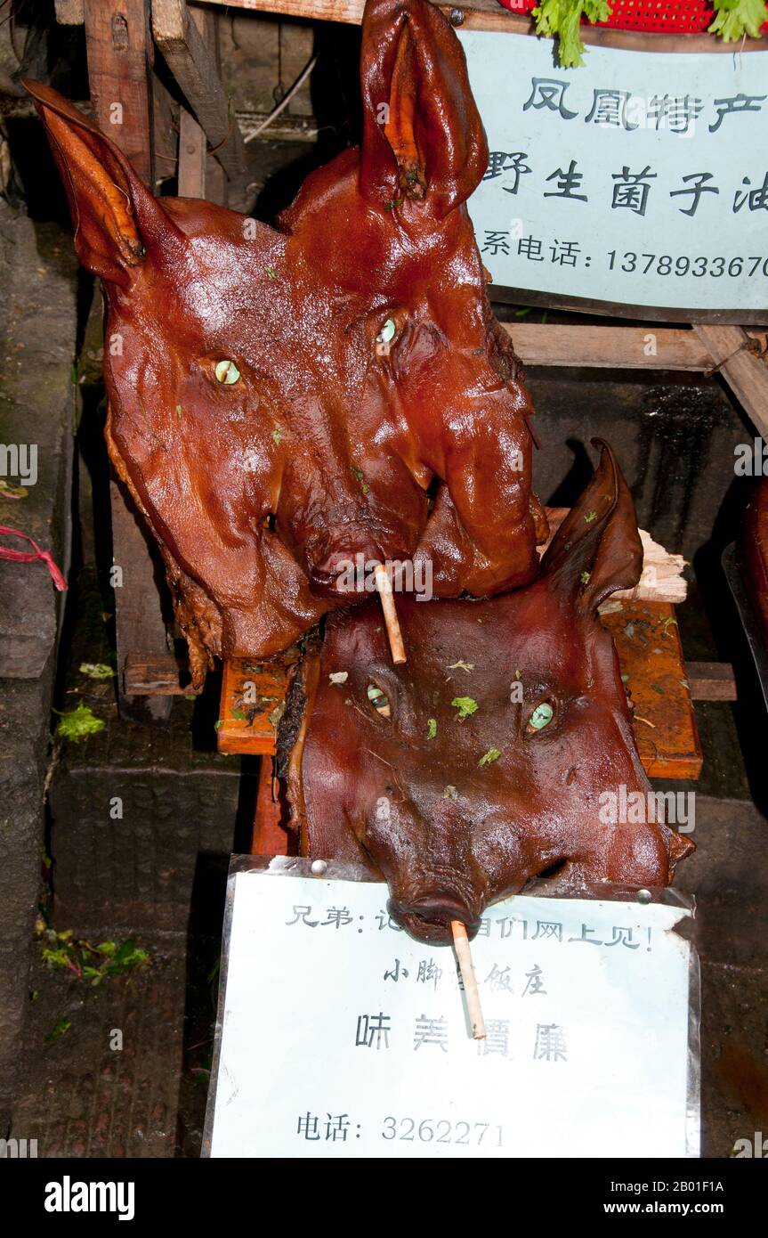 Two faced pig hi-res stock photography and images - Alamy