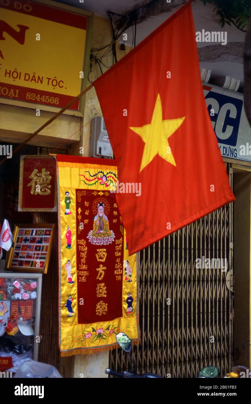 Vietnam: Flag and poster shop in the Old Quarter, Hanoi. Hanoi's Old ...