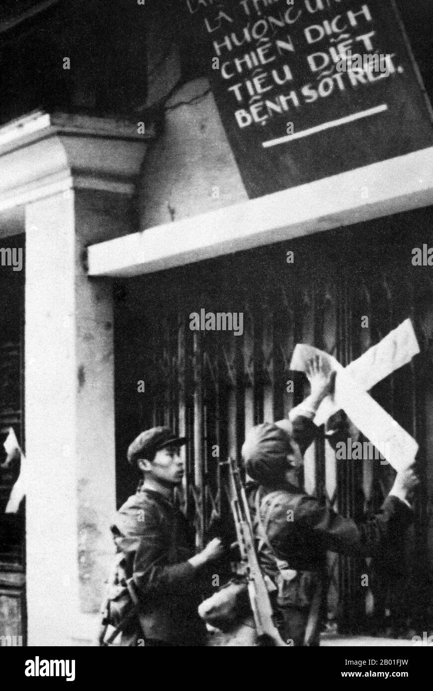 Vietnam: Chinese PLA troops sealing shops in occupied Gam Dong, Third ...