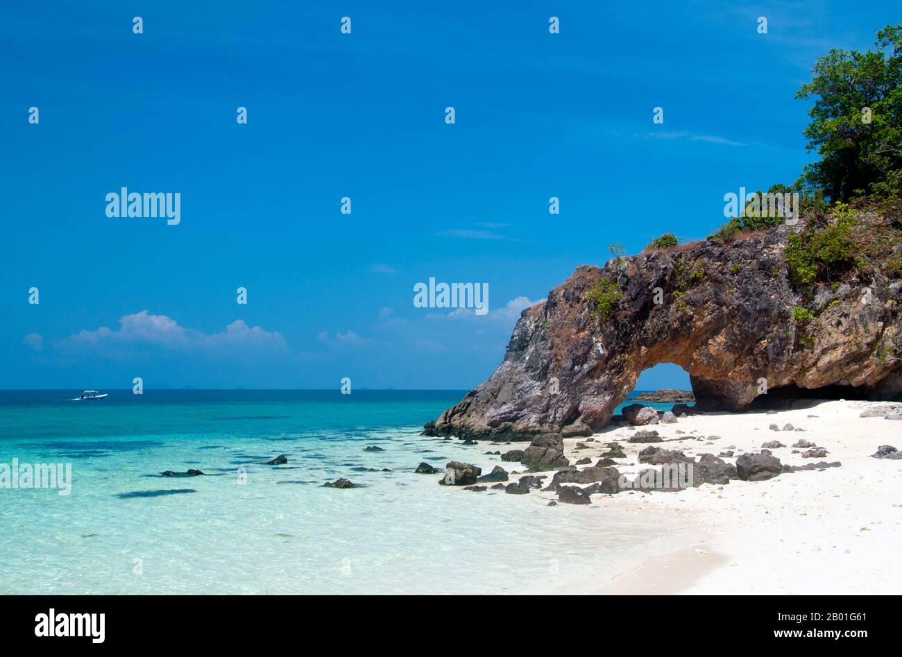 Thailand: Lover's Gate, Ko Khai, Ko Tarutao Marine National Park. Ko ...