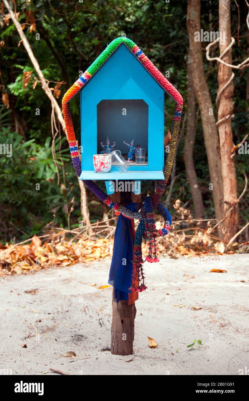 Thailand: Spirit house on the beach at Ko Rawi, Ko Tarutao Marine ...