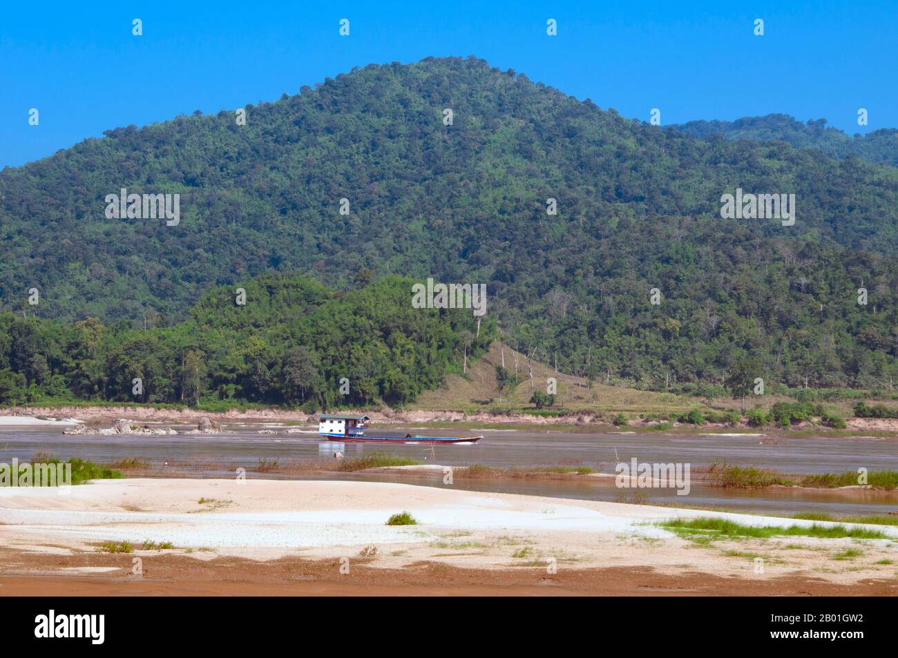 Thailand: A view of the narrows at Ban Hat Bia on the Mekong River ...