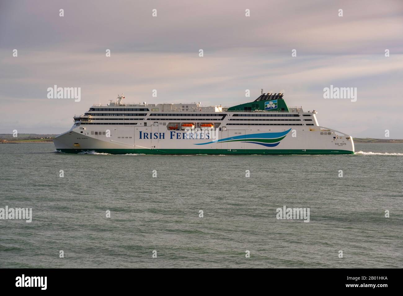Holyhead Harbour Irish Ferries outbound from Holyhead 18-01-2020 Stock ...