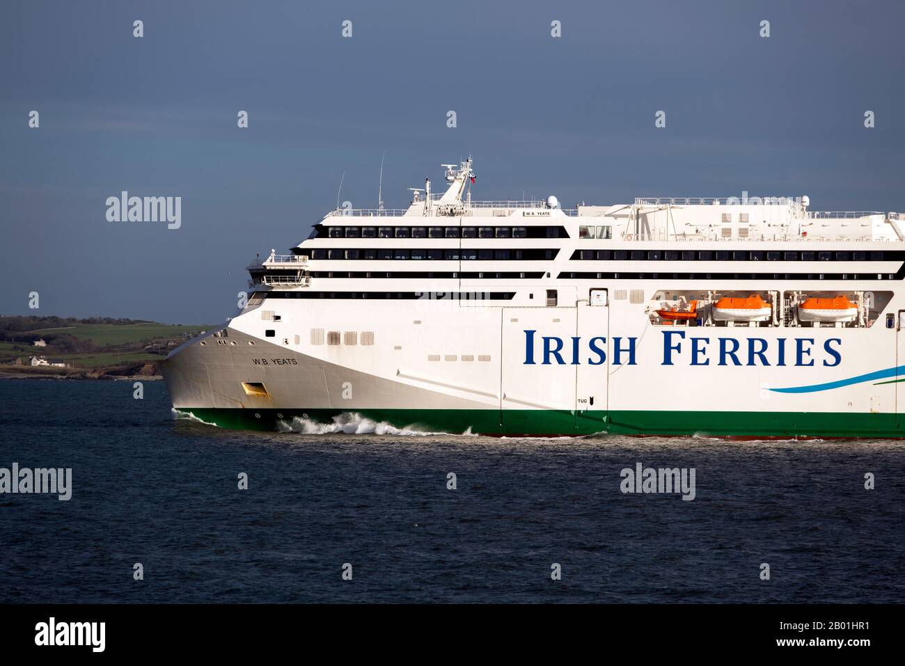 Holyhead Harbour Irish Ferries outbound from Holyhead 18-01-2020 Stock ...