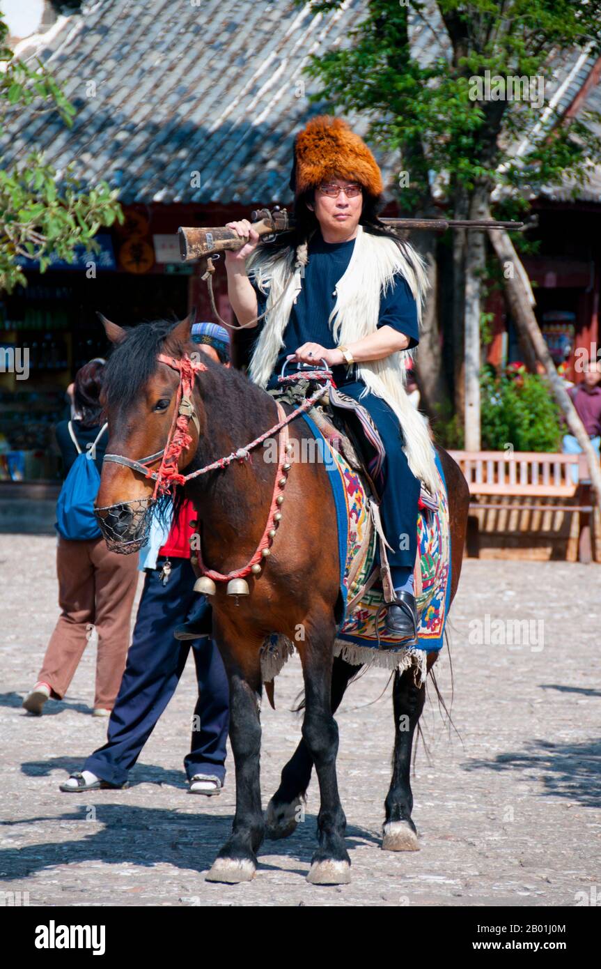 Chinese hunter rifle hi-res stock photography and images - Alamy