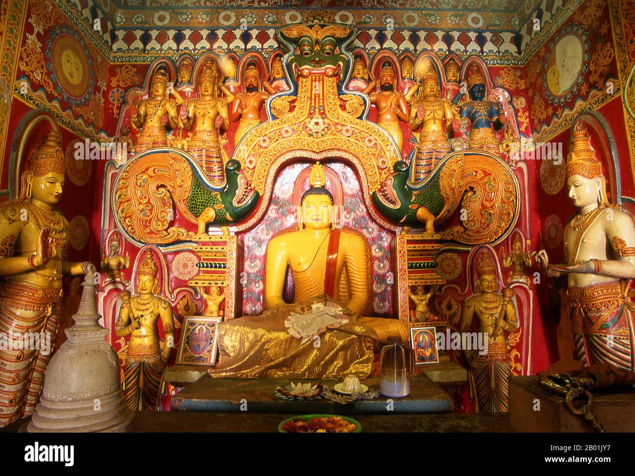 Sri Lanka: Main Buddha shrine at Asgiriya Vihara (temple), Kandy ...