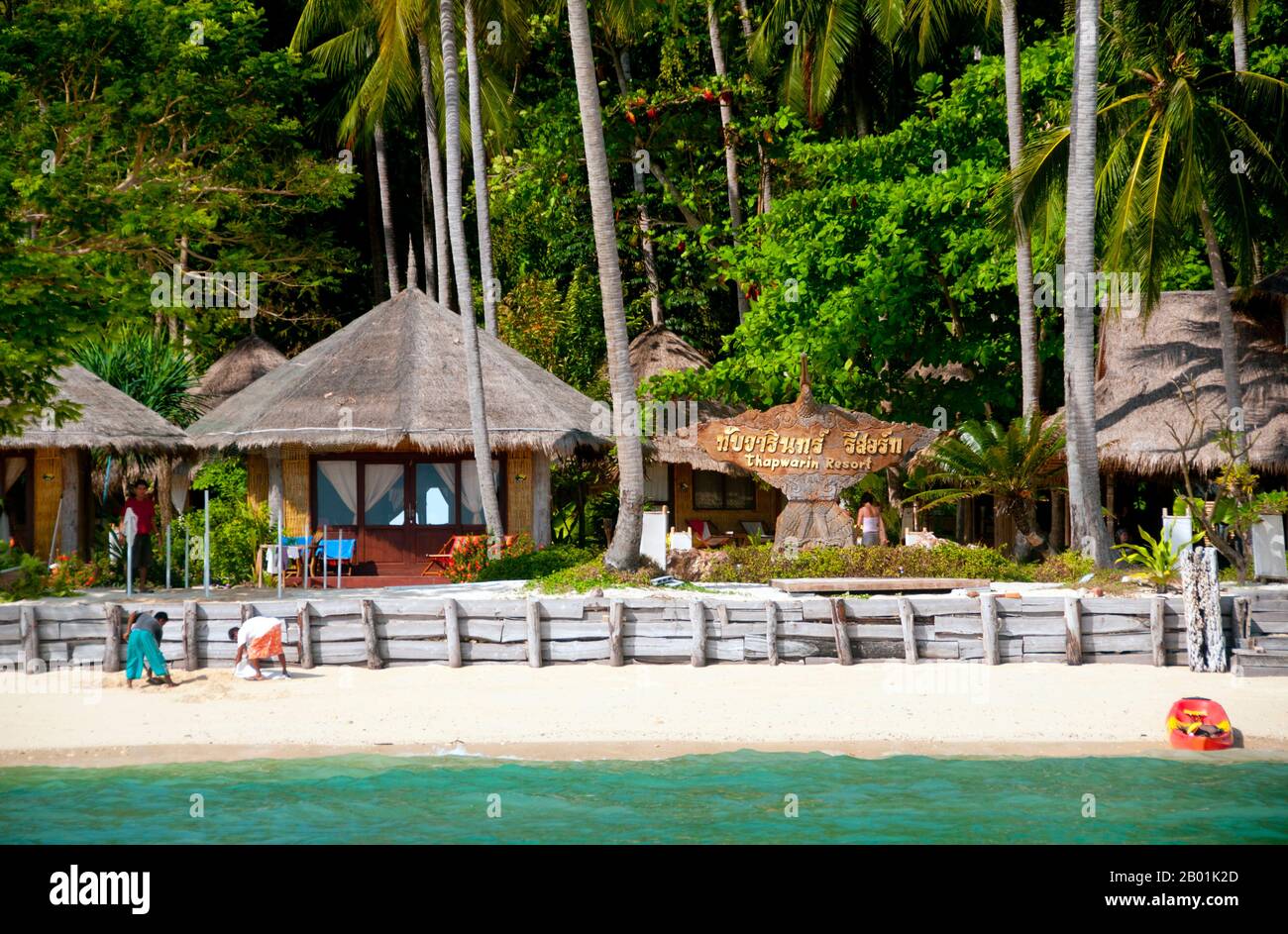 Thailand: Thapwarin Resort, Ko Hai, Trang Province. Ko Hai, also known ...