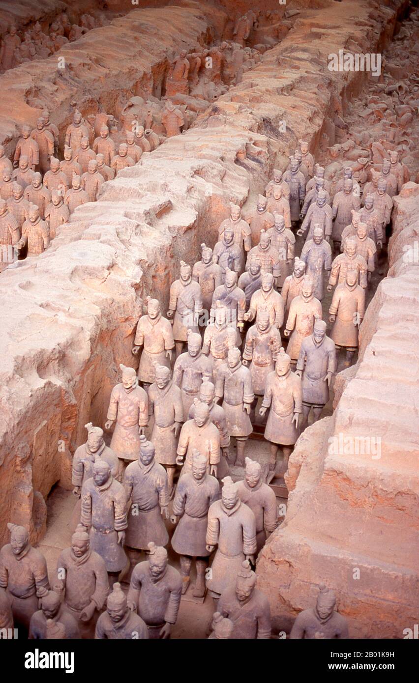 Emperor shi huangdi great wall of china hi-res stock photography and ...