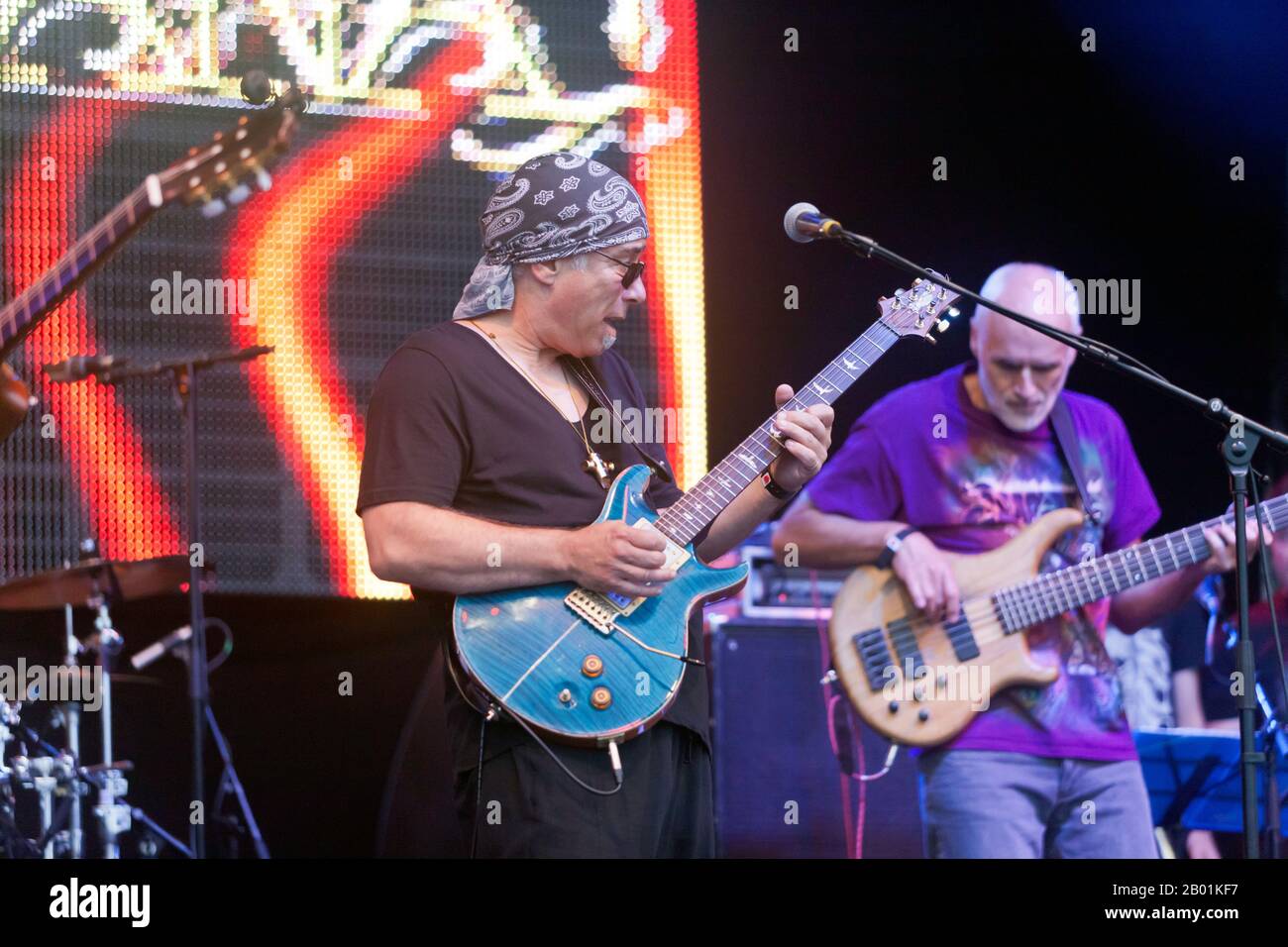 Viva santana hi-res stock photography and images - Alamy