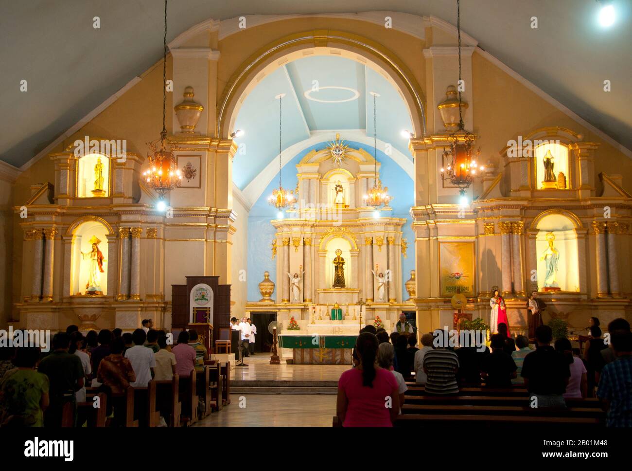 Philippines: A service takes place in St. William's Cathedral, Laoag ...
