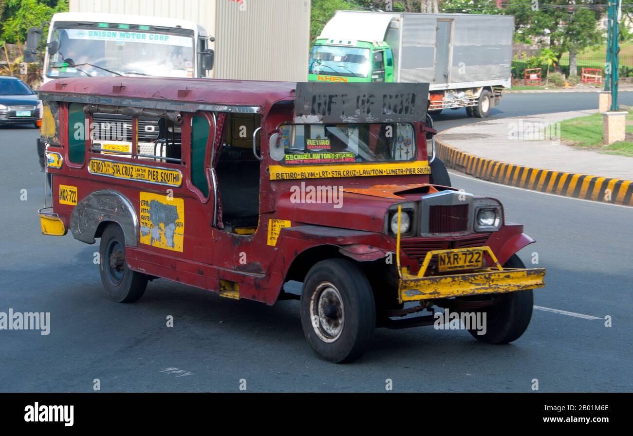 Philippines: Jeepney, Anda Circle, Bonifacio Drive, near Intramuros ...