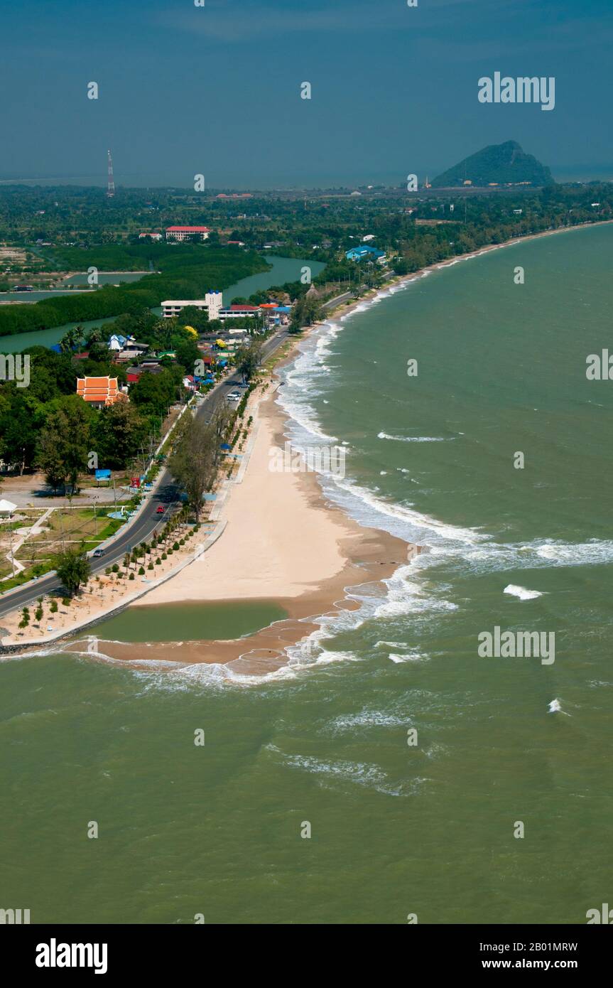 Ching chong hi-res stock photography and images - Alamy