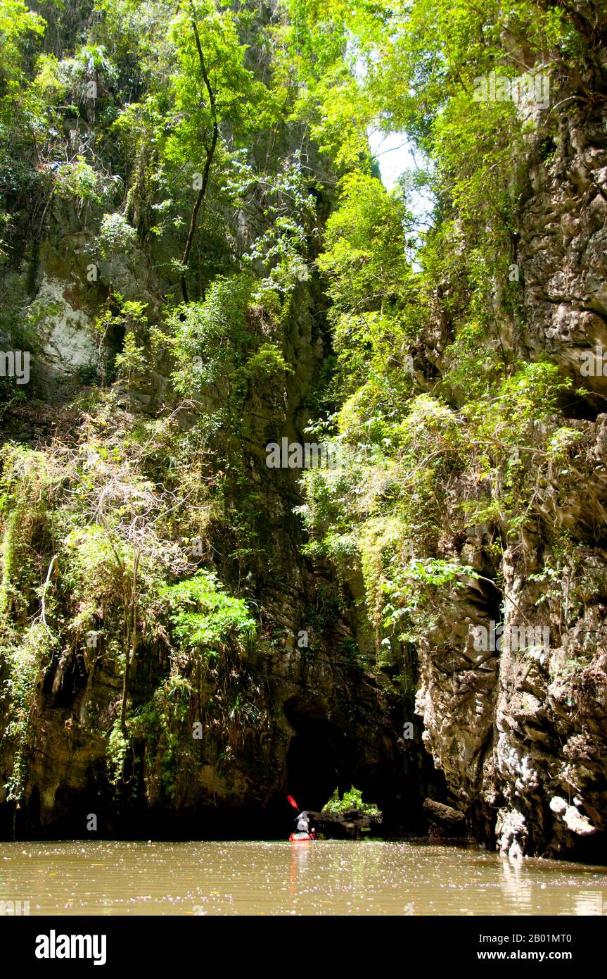 Thailand: Kayakers in one of the enclosed lagoons, Than Bokkharani ...