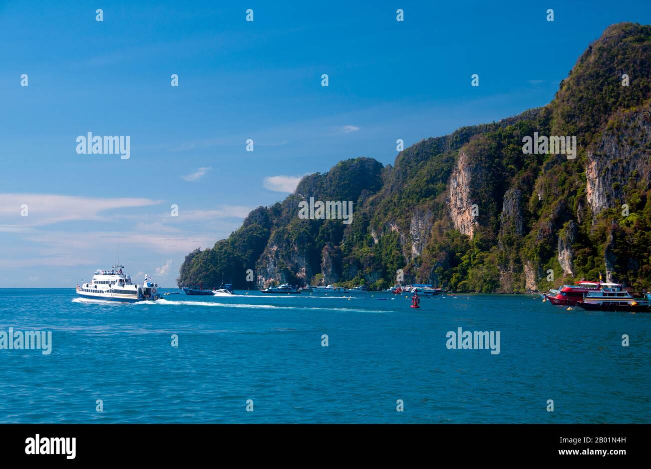 Travel with a ferry hi-res stock photography and images - Alamy