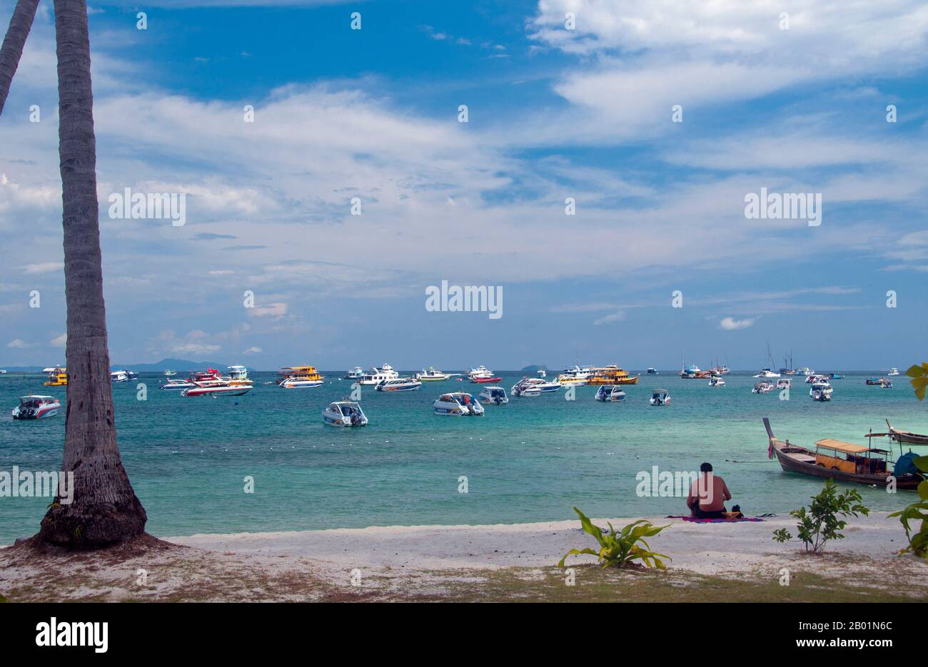 Hat noppharat thara ko phi phi national marine park hi-res stock ...