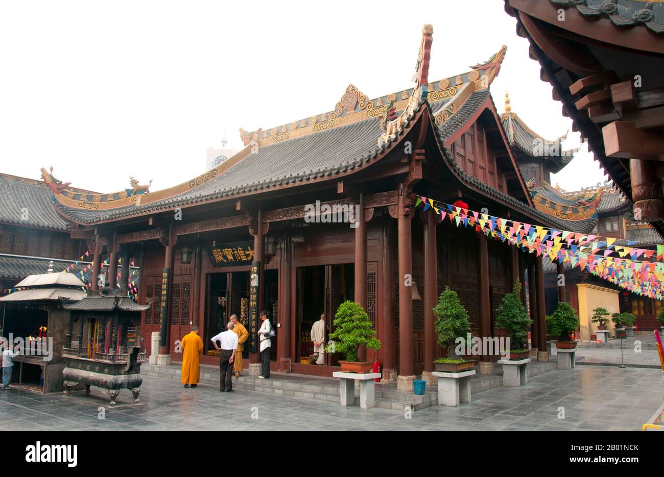 Qiangming temple hi-res stock photography and images - Alamy