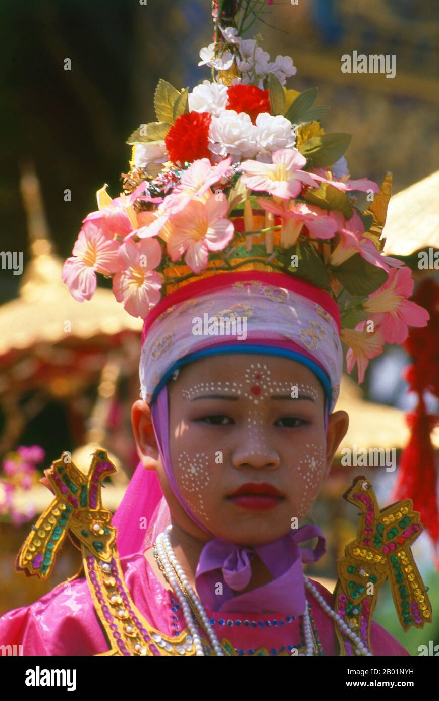Thailand: A 'Crystal Son' awaits his final ordination at Wat Phra Singh ...