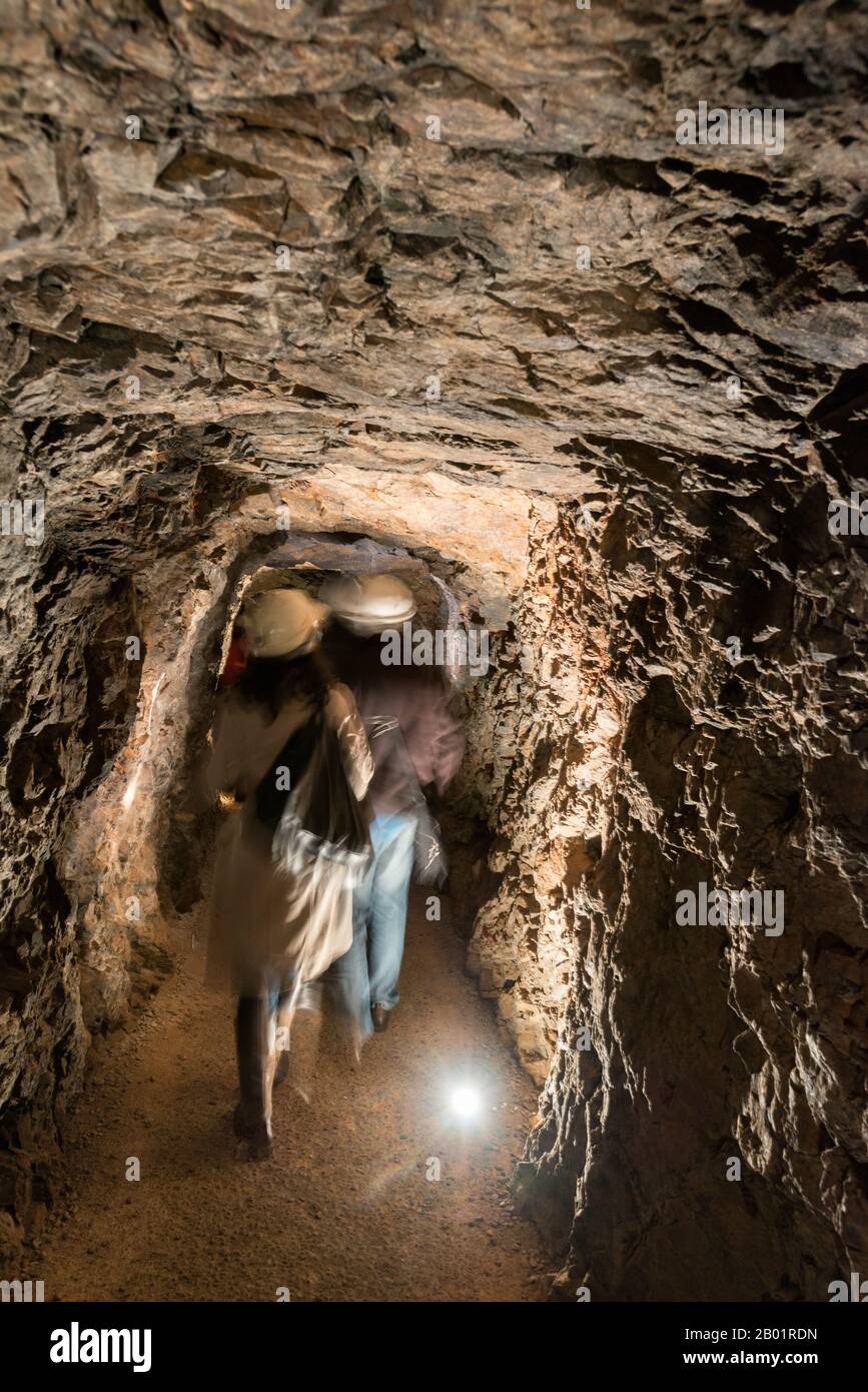 Almadén village hi-res stock photography and images - Alamy