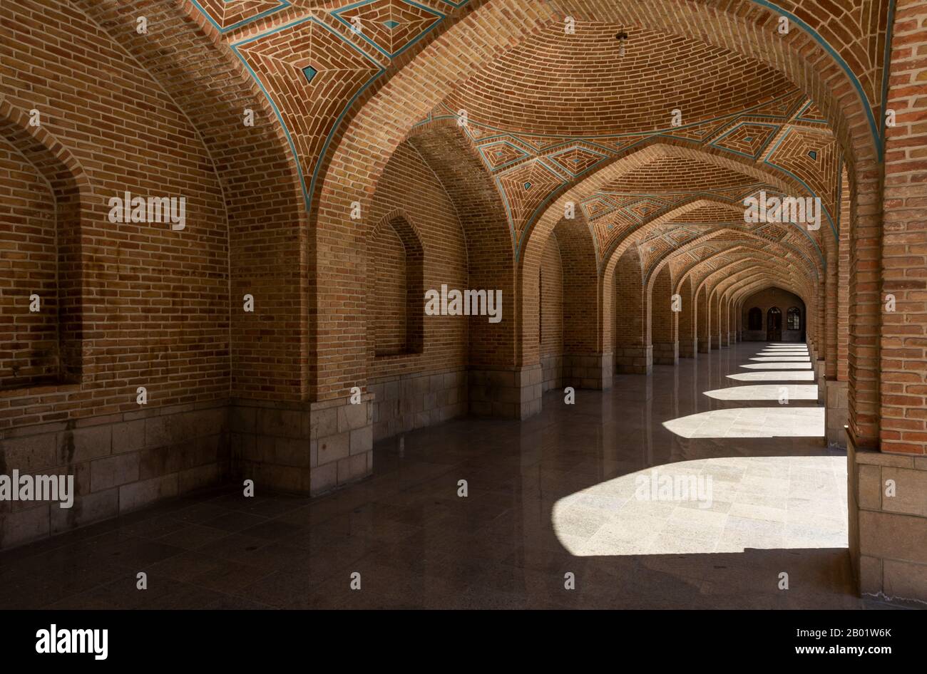 Tabriz ancient hi-res stock photography and images - Alamy