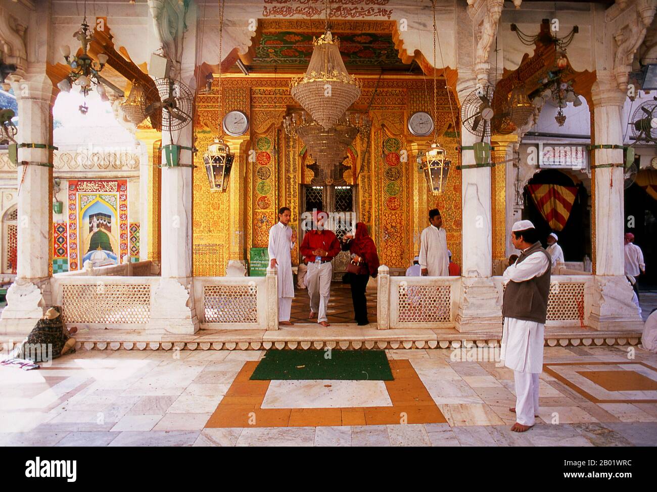 India: The golden entrance to the tomb of Moinuddin Chishti in the ...