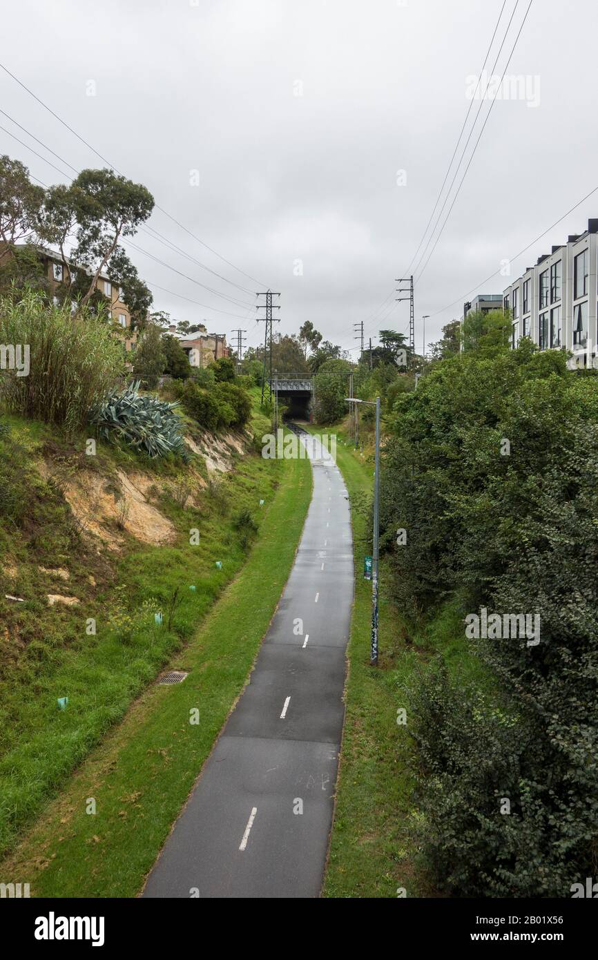Outer circle railway line hi-res stock photography and images - Alamy