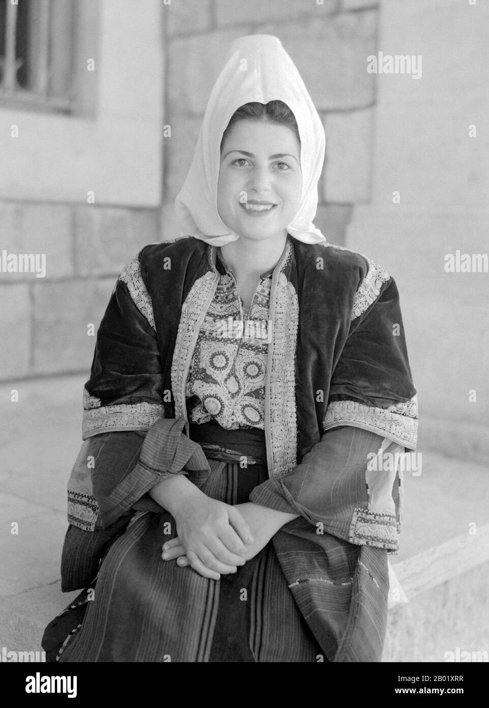 1840 1940 Black and White Stock Photos & Images - Alamy