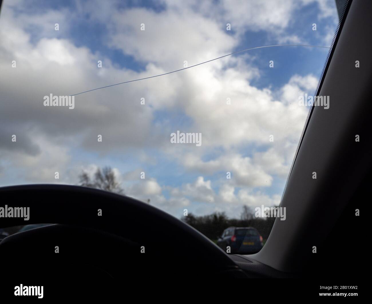 Cracked car glass texture hi-res stock photography and images - Alamy