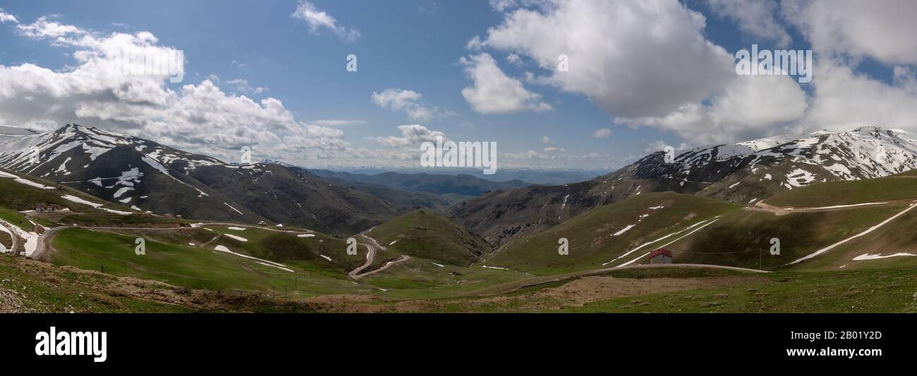 Pontic alps hi-res stock photography and images - Alamy