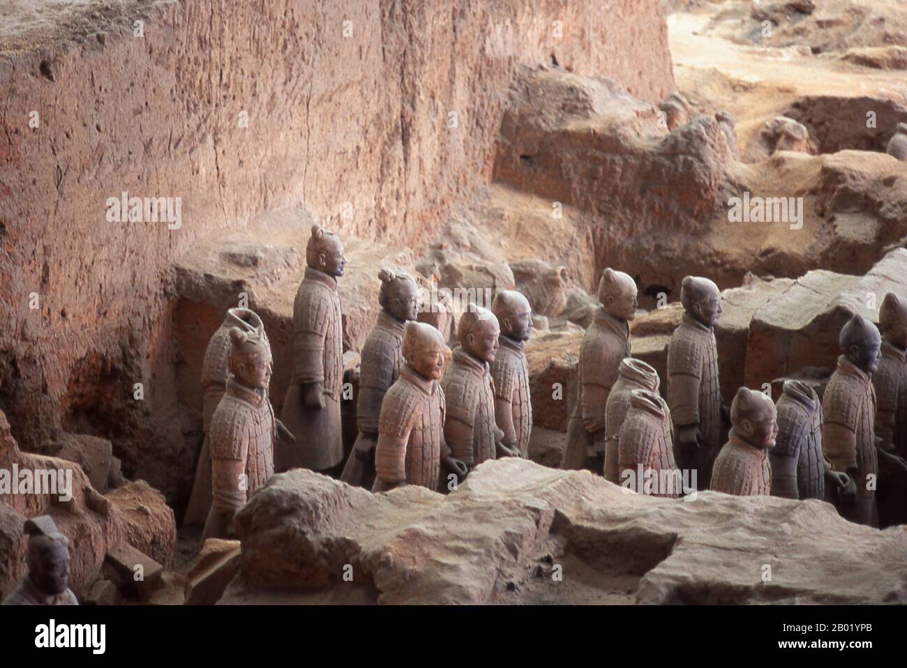 China: Warriors from the terracotta army guarding the tomb of Qin Shi ...