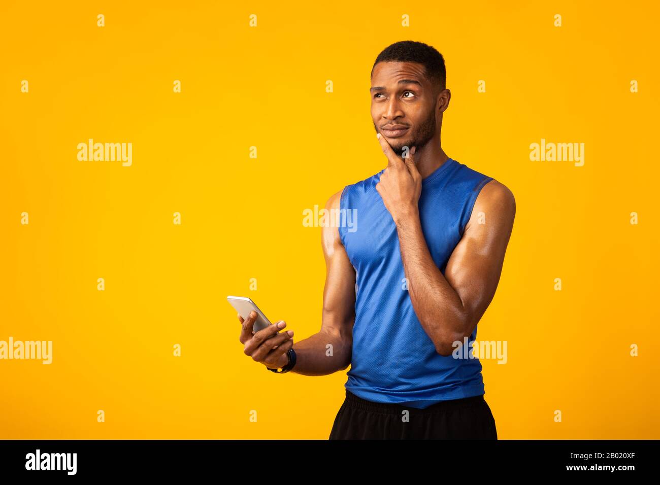 Phone thinking guy on black hi-res stock photography and images - Alamy
