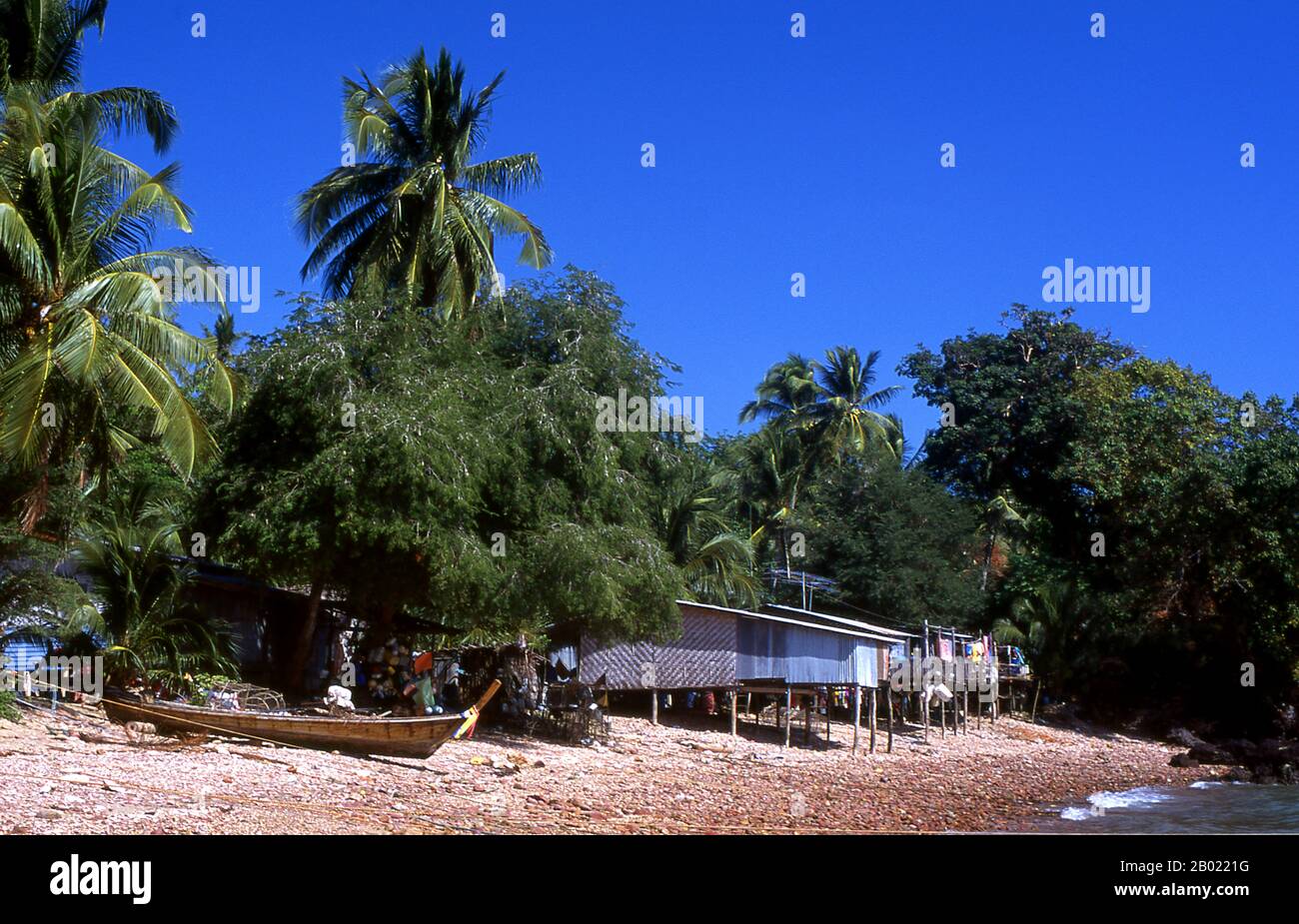 Moken boats hi-res stock photography and images - Alamy