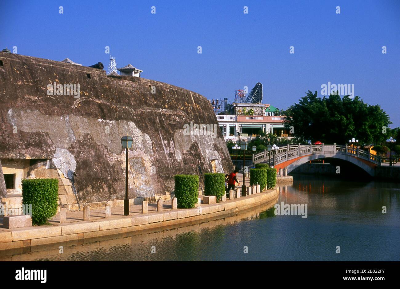 China: The moated fortifications at Stone Fort Park (Shipaotai ...