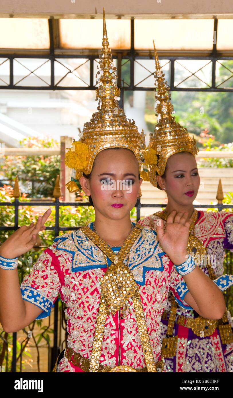 Four headed hi-res stock photography and images - Alamy