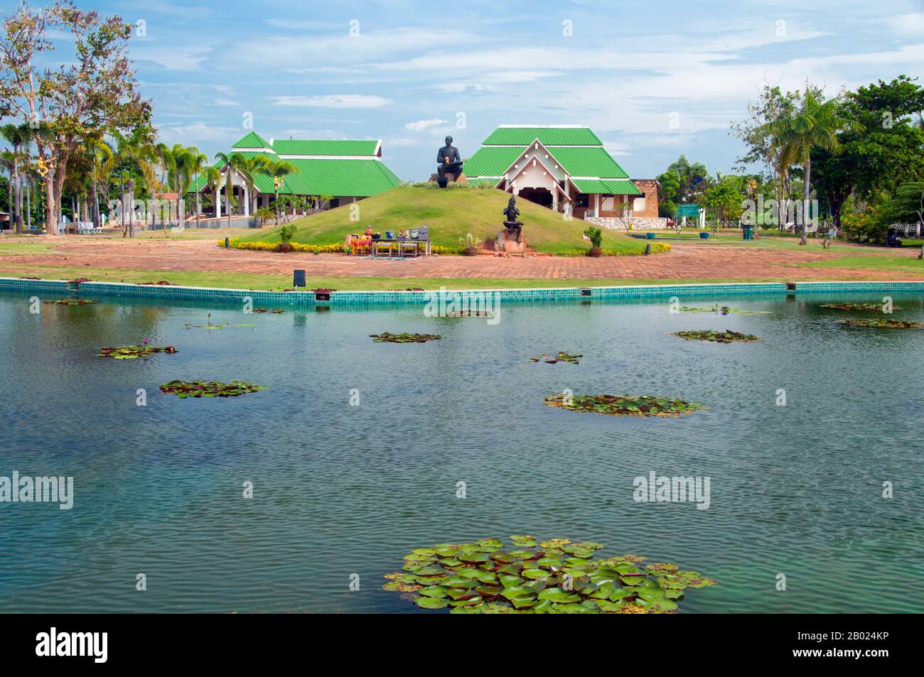 Thailand: Sunthorn Phu statue, Klaeng District, Rayong Province ...