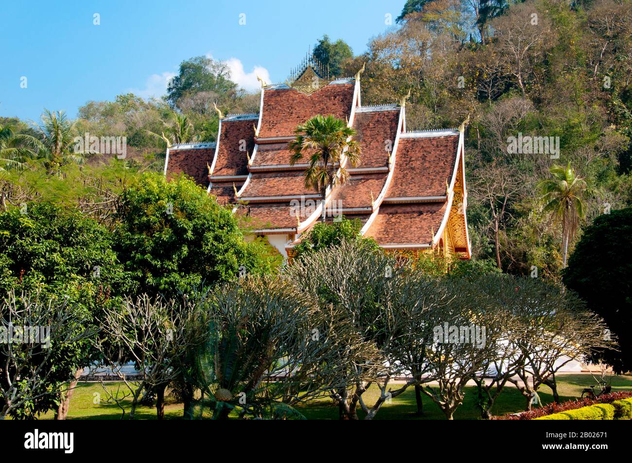 Laos: Wat Haw Pha Bang in the grounds of the Royal Palace Museum, Luang ...