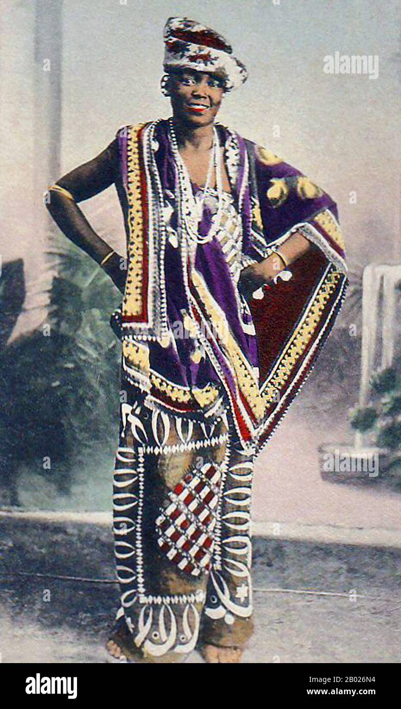 Tanzania/Zanzibar: 'A Zanzibar Beauty' dressed in her resplendent best ...