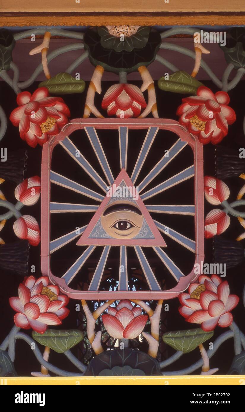 Eye symbol cao dai hi-res stock photography and images - Alamy