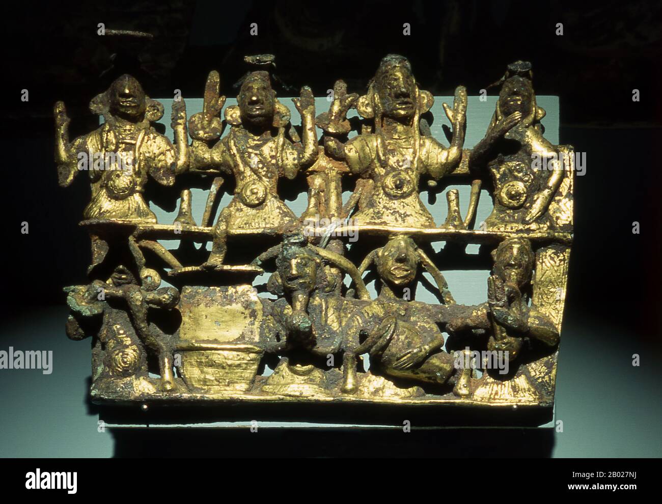 China: Bronze sculpture of Dian people, 3rd century BCE, Shanghai ...