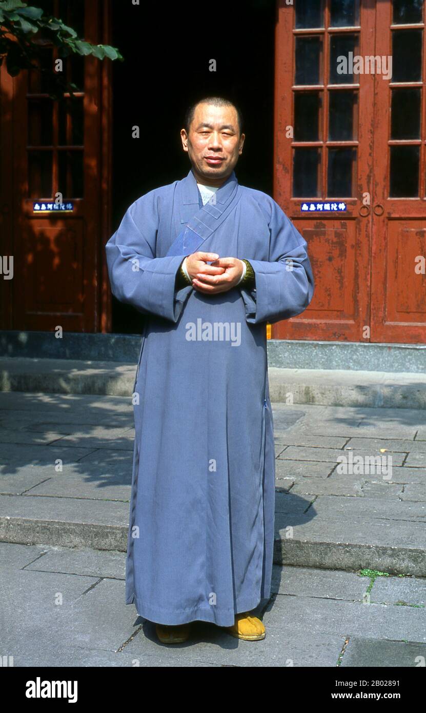 China: Monk, Linggu Si or Spirit Valley Temple, Zijin Shan, Nanjing ...