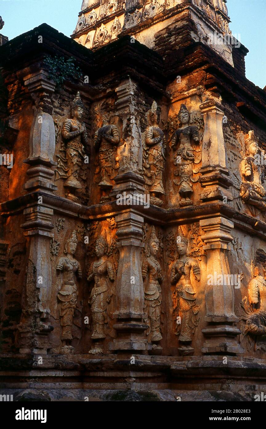 Wat jet yot buddha hi-res stock photography and images - Alamy