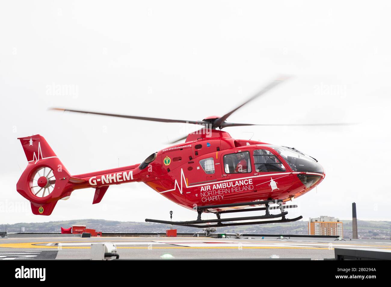 Medical helicopter service hi-res stock photography and images - Alamy