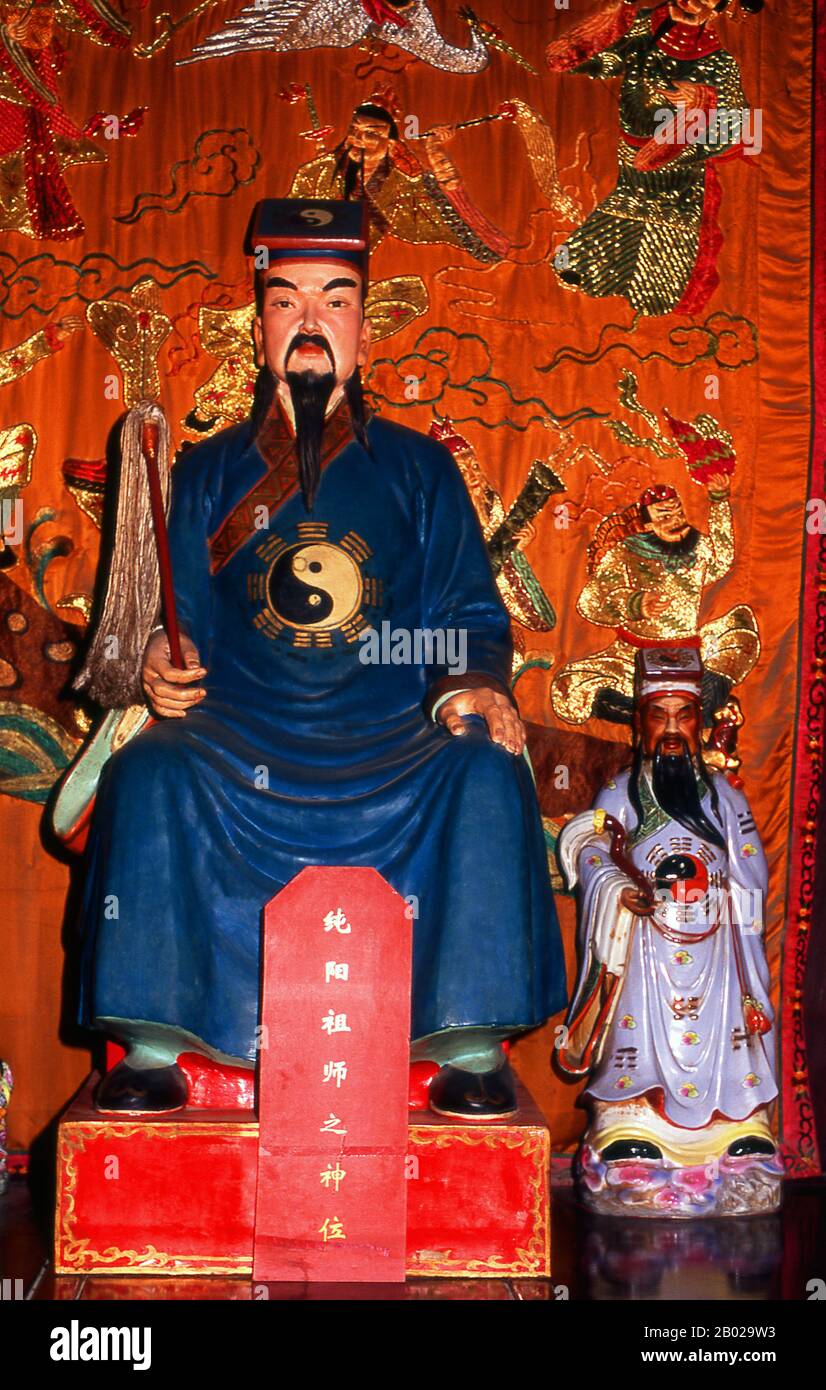 Destruction of the first temple hi-res stock photography and images - Alamy