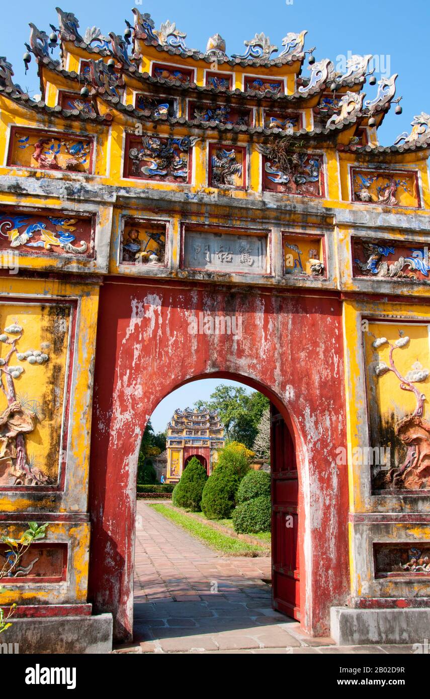 To mieu temple complex hi-res stock photography and images - Alamy