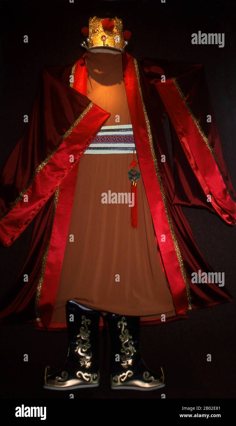 Tang Dynasty Costume High Resolution Stock Photography and Images - Alamy