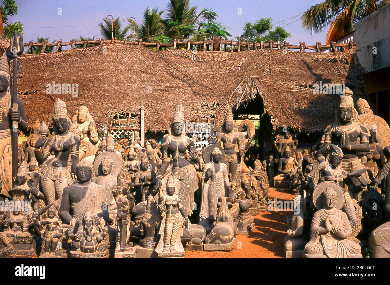 Dakshinchitra is an extended village between Chennai and Mahabalipuram ...