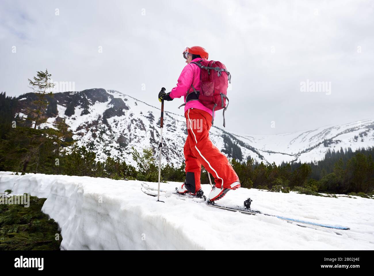 Female skier beautiful woman hi-res stock photography and images - Alamy