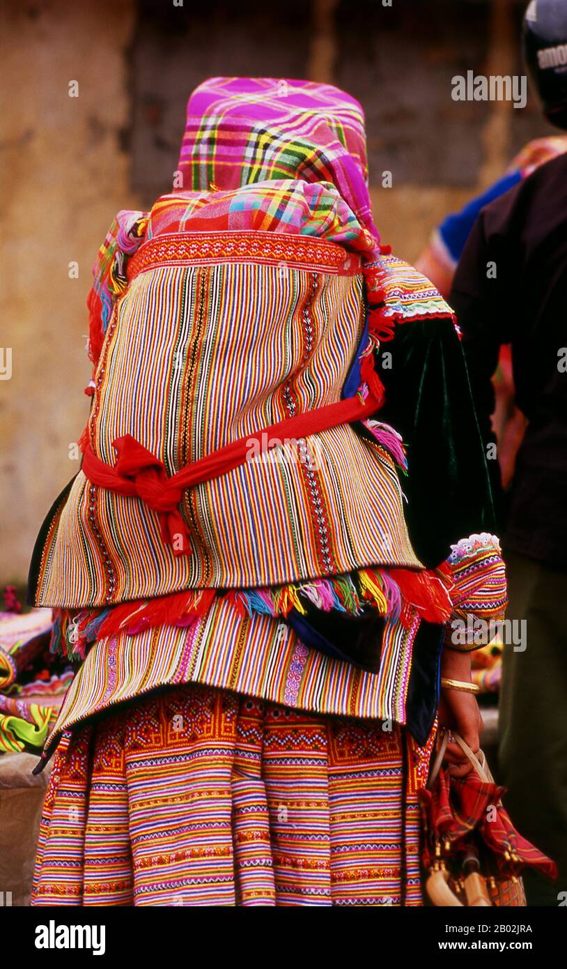 Woman from ethnic nung tribe hi-res stock photography and images - Alamy