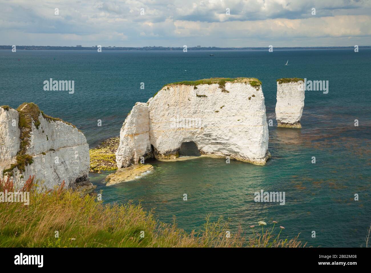 Chalk stack at Old Harry Rocks, Dorset, England Stock Photo - Alamy